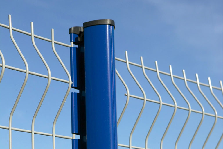 Svařované plotové panely – atraktivní oplocení až ve 200 různých barvách